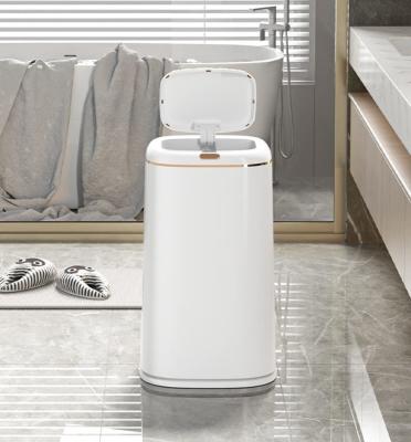 中国 2023 35L Automatic Water-Proof Dustbin Smart Sensor Automatic Kitchen Plastic Smart Trash Can 販売のため