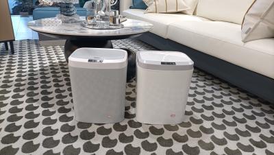 中国 High Quality Intelligent Automatic Touch Free Rectangular Rechargeable Dustbin Smart Waste Bins Trash Can 販売のため
