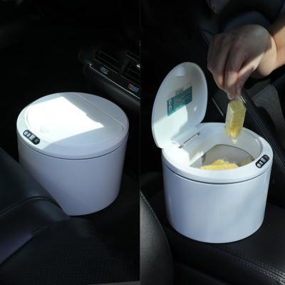 中国 Home Living Room Creative Light Luxury Style With Lid Desktop Smart Trash Can Car Sensor Automatic Trash Can 販売のため