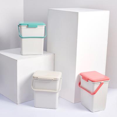 中国 Sealed Garbage Can Rectangular Bathroom Lock Garbage Can Deodorant Moisture-proof Baby Diaper Storage Bucket with Handle 販売のため