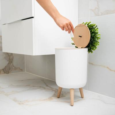 中国 Trash Can Household Push-type Multi-functional Wood Grain Bucket Bathroom Office Paper Basket Garbage Can with Plant Style Lid 販売のため