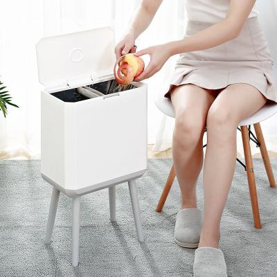 中国 Trash Can with Lid Plastic Garbage Can with Push Button Narrow Modern Waste Basket for Kitchen Slim Dogproof Bedroom Garbage Bin 販売のため
