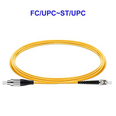 中国 Fiber Patch Cord FC UPC ST UPC Single-Mode Single-Core Carrier-Grade OS2 Pigtail Customization 販売のため