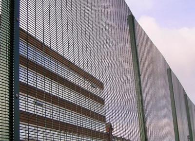 Cina Cavo ricoperto polvere Mesh Panels di sicurezza diametro di 76.2mm x di 12,7 4.0mm in vendita