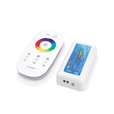 中国 DC 12V 3CH 6A RF タッチ RGB PWM コントロール RF リモコン RGB WW CW コントロール 販売のため