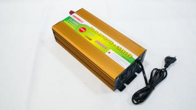 中国 2000W過負荷防御12Vから220Vのパワー変換UPS充電器を備えたスマートインバーター充電器システム 販売のため