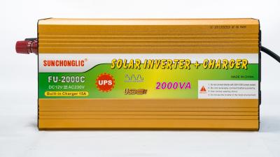 中国 2000W過負荷防御12Vから220Vのパワー変換UPS充電器を備えたスマートインバーター充電器システム 販売のため