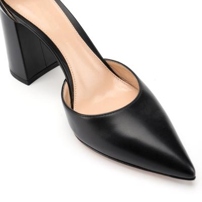 Cina Tallone quadrato Tan Ankle Strap Shoes, scarpe delle signore della cinghia della caviglia di 8cm in vendita