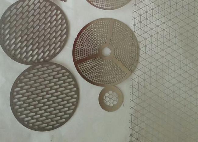 Multiple etching mesh filters displayed showing consistency in manufacturing