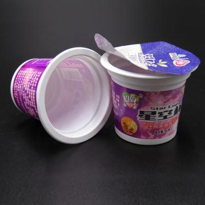 중국 100ml 식품 등급 플라스틱 컵 뚜껑이 있는 플라스틱 요구르트 컵 플라스틱 디저트 컵 판매용