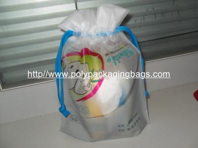 Κίνα Εξατομικευμένες πλαστικές τσάντες CBE/LDPE Drawstring για το εσώρουχο/το στηθόδεσμο/Bikini/τη φανέλλα κοριτσιών προς πώληση