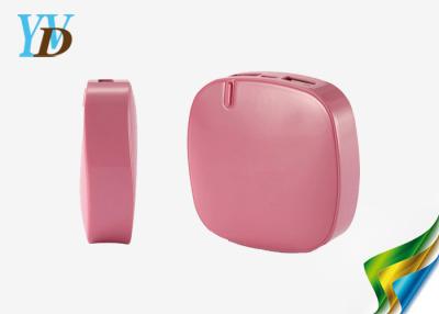 Cina La Banca portatile della batteria 5600mAh dell'ABS della plastica di viaggio rosa di CC 5V/1A in vendita