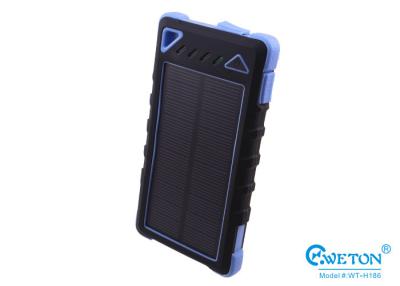 Cina La Banca doppia 8000 mAh di energia solare di USB adatti a iPhone 6 Smartphones dei iPads in vendita