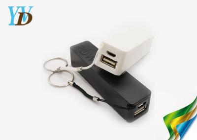 中国 充電電池 3000mAh 緑の携帯用李イオン力銀行可動装置の充電器 販売のため