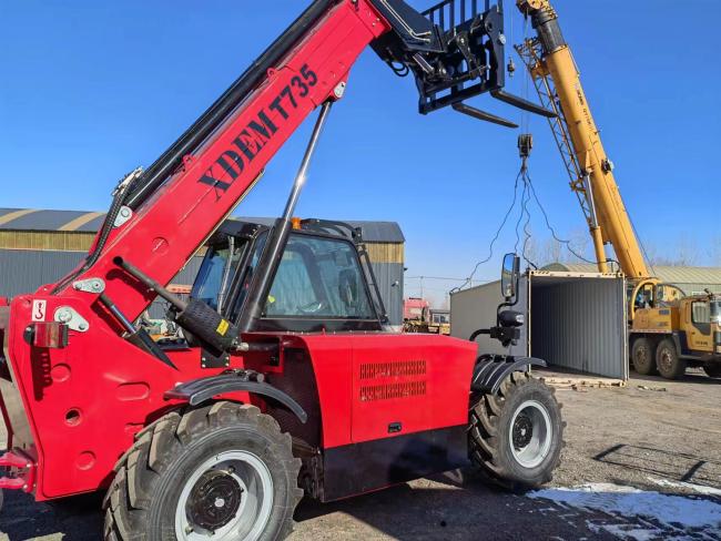 telescopic forklift 3.jpg