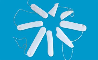 中国 ひもの柔らかい抗菌性の鼻のステントとのNosebleedsのための紋章の鼻のパッキング 販売のため