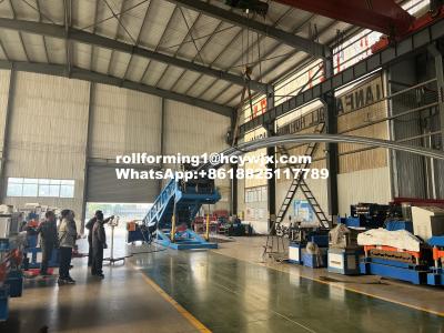 China Las hojas de techo abovedadas se forman, se forman y se arquean en una sola máquina en venta