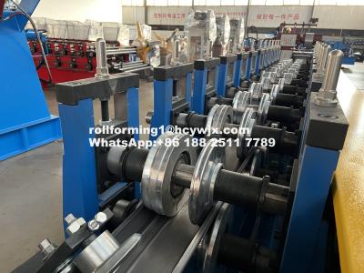 China Máquina de moldeado en rodillo en frío para vigas de estantería en venta