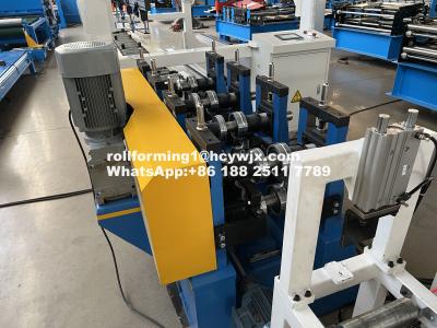 China Máquina de moldeado en rodillo en frío para vigas de estantería en venta