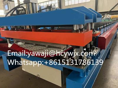 Chine Machine de formage de rouleaux de toits métalliques pour la production à grande vitesse 15 m/min Diamètre de l'arbre 70 mm à vendre