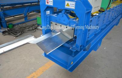 China Rolo de aço galvanizado do tampão de Ridge que forma a máquina com 12 aço dos rolos 45# das fileiras à venda