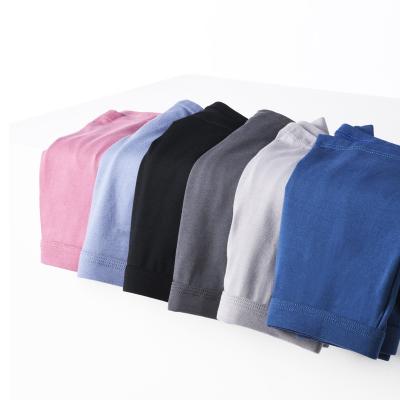 Chine Le boxeur des hommes modaux court-circuite des adultes de sous-vêtements a tricoté des shorts respirables de boxeur appropriés à vendre