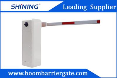 Cina Portone bianco della barriera del parcheggio del veicolo di CA di colore 220V, barriera automatica dell'asta in vendita