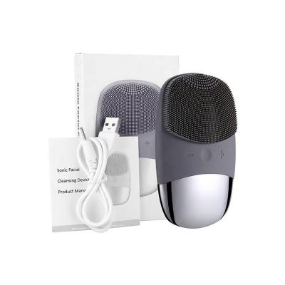 Chine Temps de charge de 40 minutes Nettoyage du visage Brossage sonique pour un nettoyage en profondeur et une peau lisse à vendre