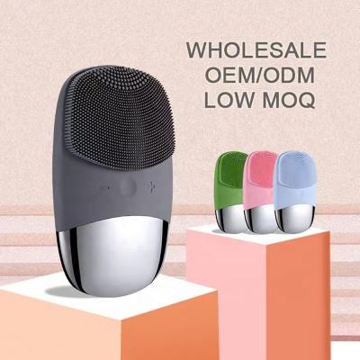 Chine Brosses électriques de nettoyage du visage en silicone ABS de qualité alimentaire pour une peau rayonnante à vendre