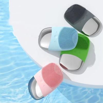 Chine Brosses électriques de nettoyage du visage en silicone ABS de qualité alimentaire pour une peau rayonnante à vendre