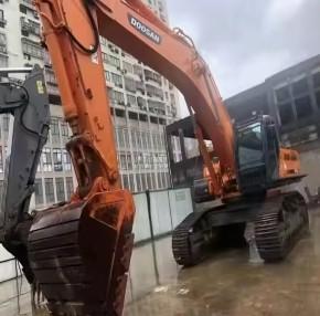 Cina Macchine pesanti utilizzate Doosan Dx 500 escavatori in vendita