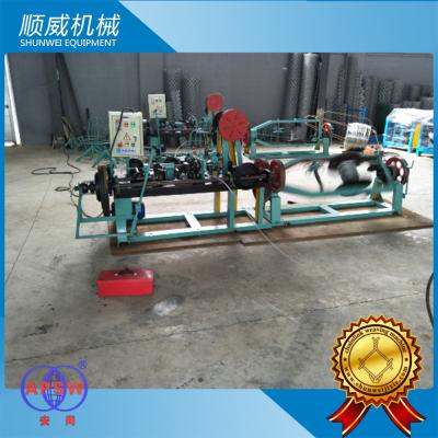 Cina macchine del filo spinato del rasoio del peso 1T diametro del filo di 3.0mm - di 1.5mm in vendita