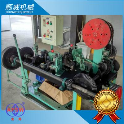 Cina Positivo e macchina negativa del filo spinato del rasoio di torsione con alta produzione in vendita