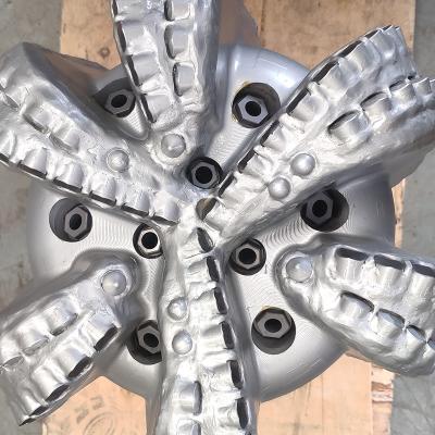 Китай Diamond PDC Drill Bit 17-1/2 Inch 6 Blades Fixed Cutter Drilling Tool из спецификации API продается