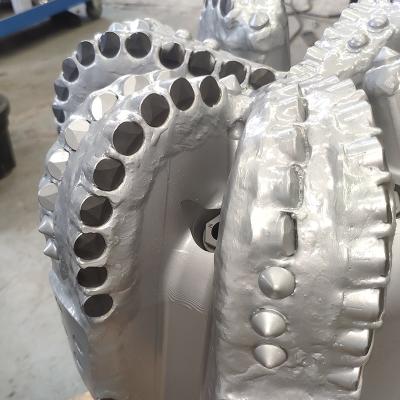 China Diamond Drilling Rig Bit  17-1/2 Inch 6 Blades PDC Drill Bit of  API Spec for sale