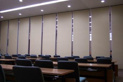 Κίνα MDF + τοίχοι χωρισμάτων γραφείων αργιλίου/αίθουσα συνδιαλέξεων που γλιστρούν διπλώνοντας τα χωρίσματα προς πώληση