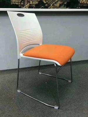 Chine Le multiple ergonomique de chaise de bureau d'EBUNGE colore la chaise empilable de visiteur d'invité de bureau pour le lieu de réunion à vendre
