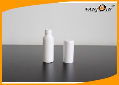 Cina Bottiglie di plastica dell'HDPE bianco rotondo per Comestic con le pompe e la bottiglia piena dei cosmetici dei cappucci in vendita