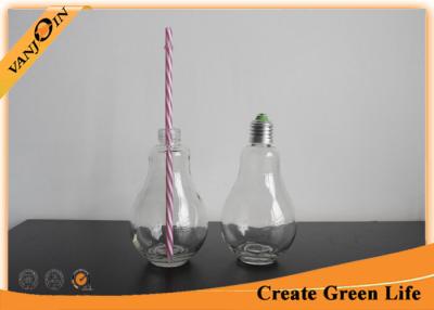 Cina Bottiglie di vetro con il cappuccio del metallo, bottiglie beventi della bevanda a forma di lampadina di stoccaggio 200ml di Candy di vetro in vendita