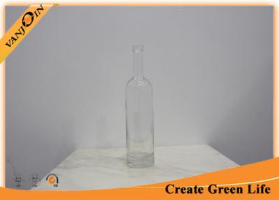 Cina Bottiglie di vino vuote della vodka pura 750ml con rivestimento del collo del sughero 750g 19.5mm in vendita