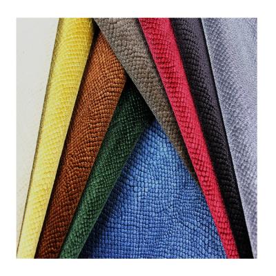 Cina Anti-static 100% Polyester Sofa Fabric High Quality Material For Home And Office in vendita