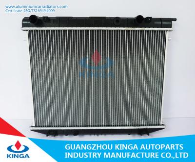 Radiateurs automatiques en aluminium pour Opel FRONTERA 91-95 pièces d'auto d'un wagon-citerne de plastique