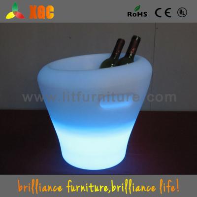 Cina Grande secchiello del ghiaccio del LED per nozze del partito/caffè, dimensione di 75*45*45cm in vendita