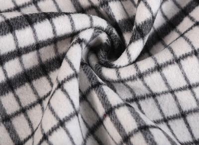 Cina Il plaid ha controllato il doppio ha affrontato il tessuto di nylon 20% della lana del tartan di 80% per i soprabiti dell'inverno 820g/M in vendita