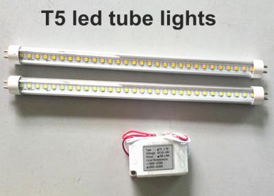 Cina 640lm 2 la luce IP65 della metropolitana del piede T5 LED per l'istituto universitario, impermeabilizza la metropolitana principale in vendita