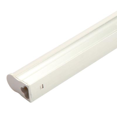中国 3000k 4000k 6000k T5 LEDの管/3ft 4ftのT5管30cmの長さのアルミニウムPCカバー 販売のため