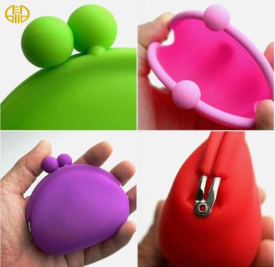 Cina Borsa a forma di della moneta del cuore del silicone in vendita