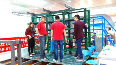 中国 頑丈な型の貯蔵はQ235Bの鋼鉄材料の標準サイズを悩まします 販売のため