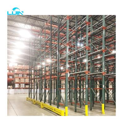 Cina Azionamento del carrello elevatore di stoccaggio del magazzino nella capacità del livello dello scaffale 500-4000kg/del pallet in vendita