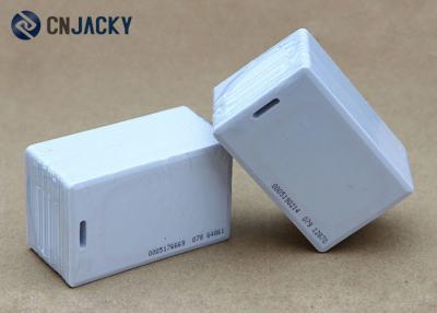 Cina carte spesse bianche di Rfid dello spazio in bianco di identificazione degli impiegati di 125Khz TK4100 RFID Smart Card in vendita